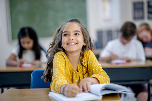 Literacy Knowledge: The Relationship Between Reading and Writing Literacy Knowledge: The Relationship Between Reading and Writing